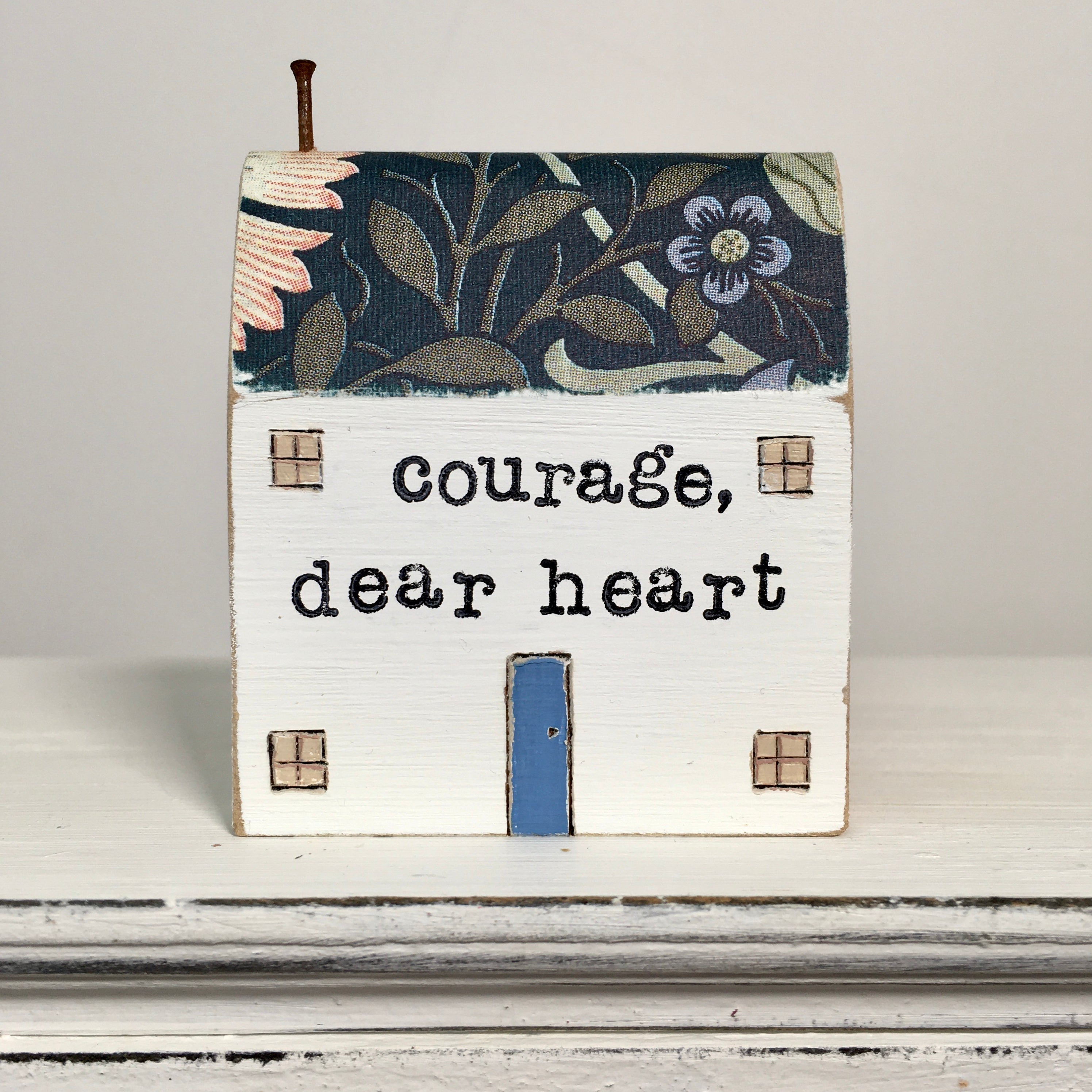 William Morris cottage "Millicent" – The Pip House